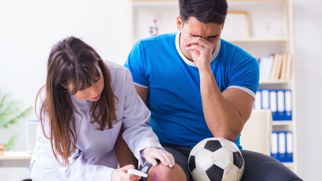 Lesiones más frecuentes en deportistas durante la pretemporada (y cómo ...